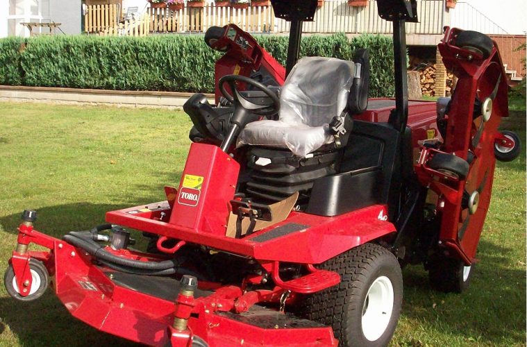 Review: 2015 Toro Groundsmaster® 4000-D (30448) Rough Mower