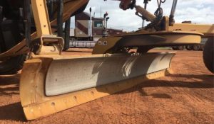 The Difference Between the 140H & Cat 140M Grader
