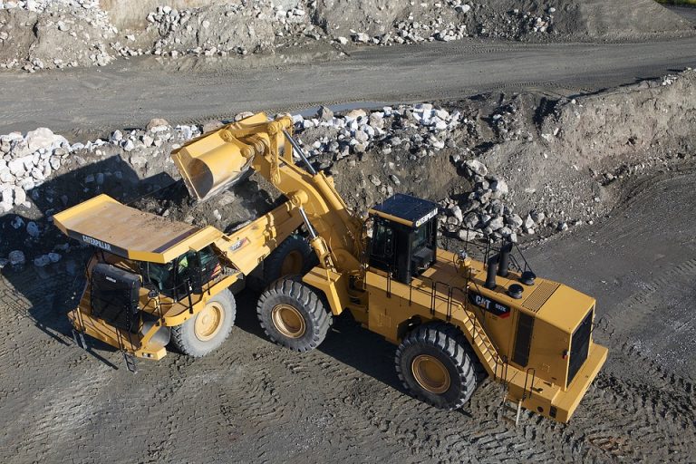 Inside Australia's Biggest Machines: Cat 797 Powertrain Haul Truck
